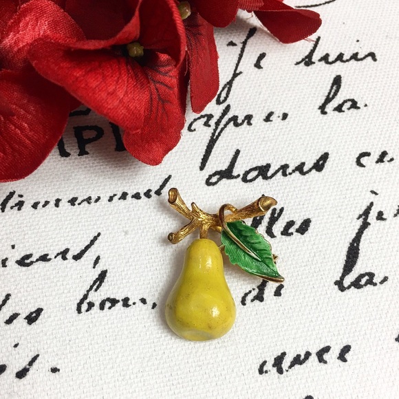 Vintage | Jewelry | Vintage Gerrys Enamel Pear Brooch | Poshmark